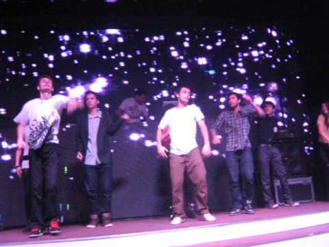Simply That Crew - crowd freestyle