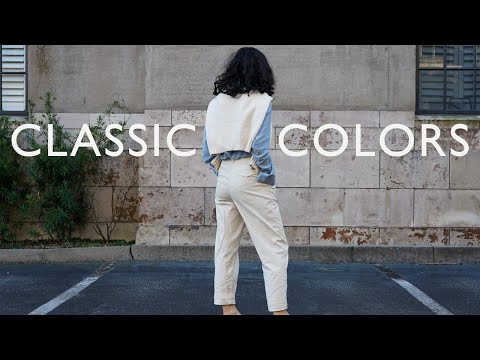 Classic Color Combinations That Always Look Chic - How To Wear Light Blue