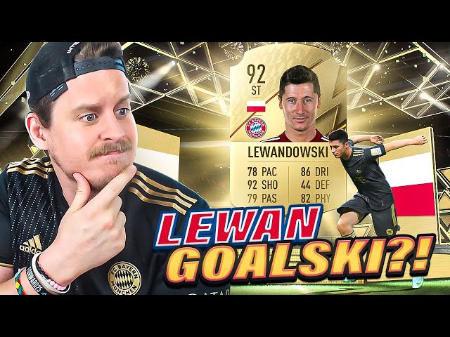 Lewandowski FIFA 22 player review
