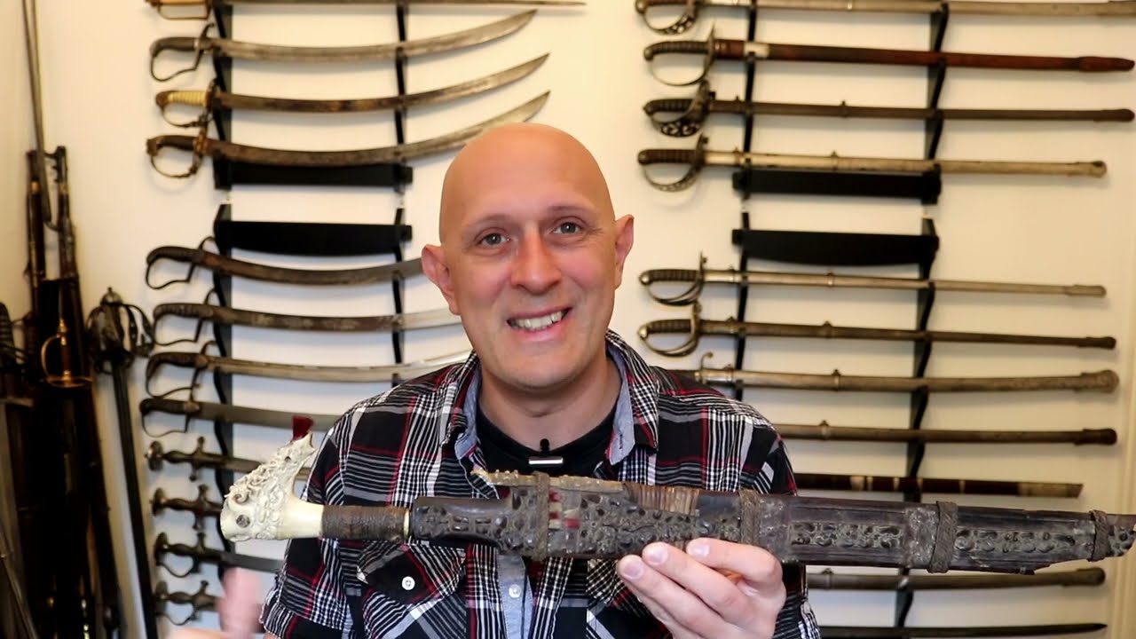 Obscure Weapons from History: Dayak Mandau HEAD HUNTER Sword