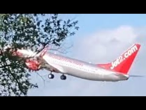 (4K) Planespotting at Leeds-bradford Airport | LBA, EGNM