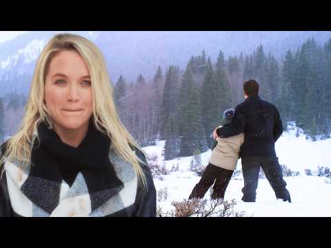 A lonely woman returns to her hometown and finds true love / Best Christmas Love Movie