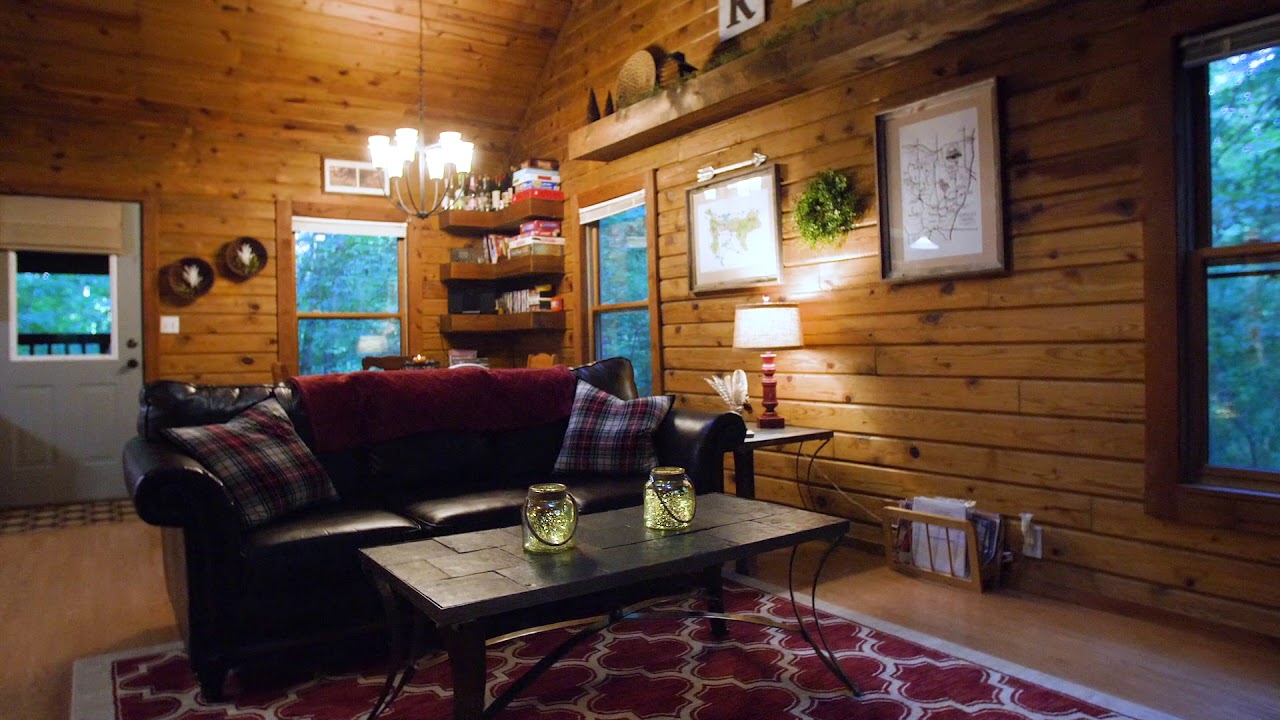 Rustic Hideaway Cabin 2