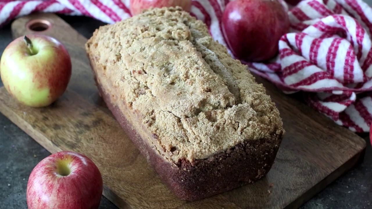 How to Make Crumb Apple Zucchini Bread