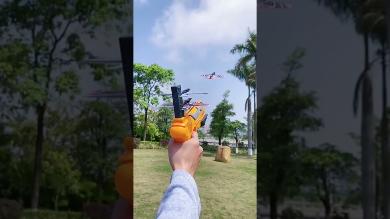 Flying Airplane Launcher Gun Toy - 5 PLANE TPL