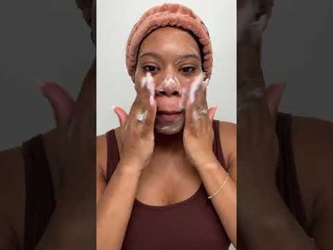 A full #larocheposay routine with Lucinda!
