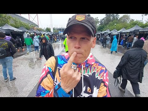 Metallica in Mexico City -- Another big BOOTLEG MERCH tour! (third night)