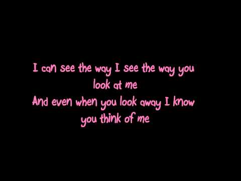 Avril Lavigne - Girlfriend (with lyrics) HD