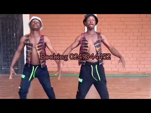 TRENDING AMAPIANO DANCE MOVES 2022 || SOUTH AFRICA VIBEZ||π¬ππ¬π #shortsbts #youtube #subscribe