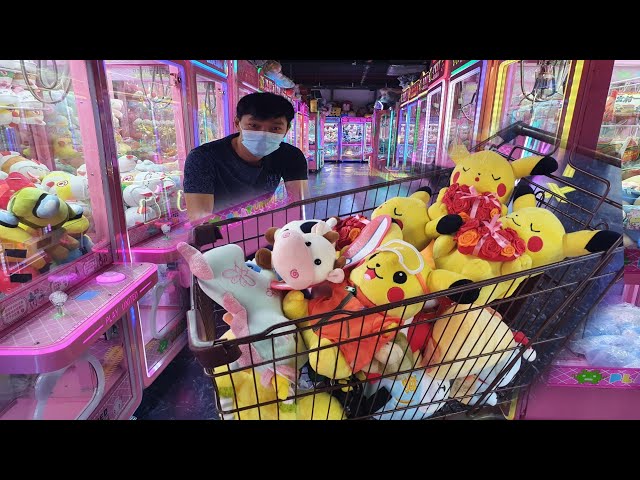 Toy Catcher Crane for Shopping Malls - Toy Catcher Crane Game Service ...