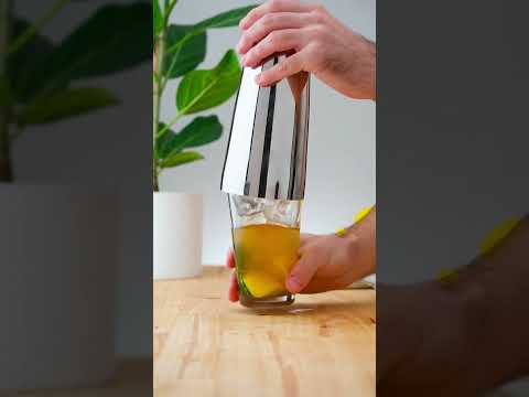 Whiskey Smash by Dale DeGroff!