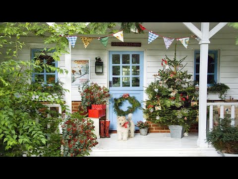 AMAZING! TOP 10 FRONT PORCH DECORATION IDEAS FOR CHRISTMAS | DIY TIPS GUIDE FOR LIMITED BUDGET DECOR