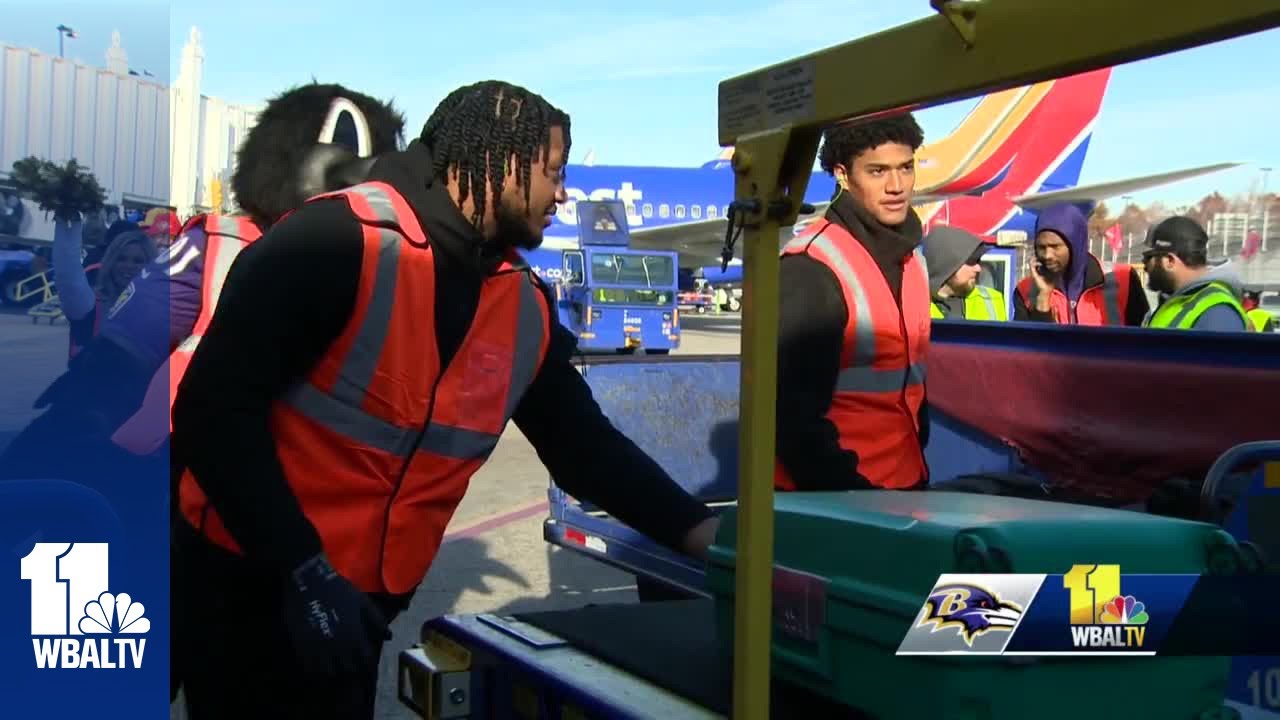 Southwest Airlines passengers surprised by visit from the Ravens