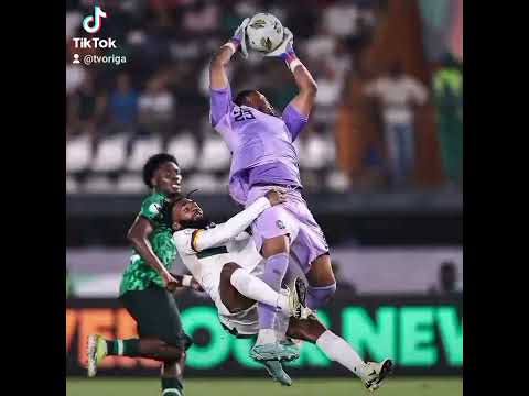 4 defining photos that define Stanley Nwabili's injury against 🇨🇲 #TotalEnergiesAFCON2023 #lagos
