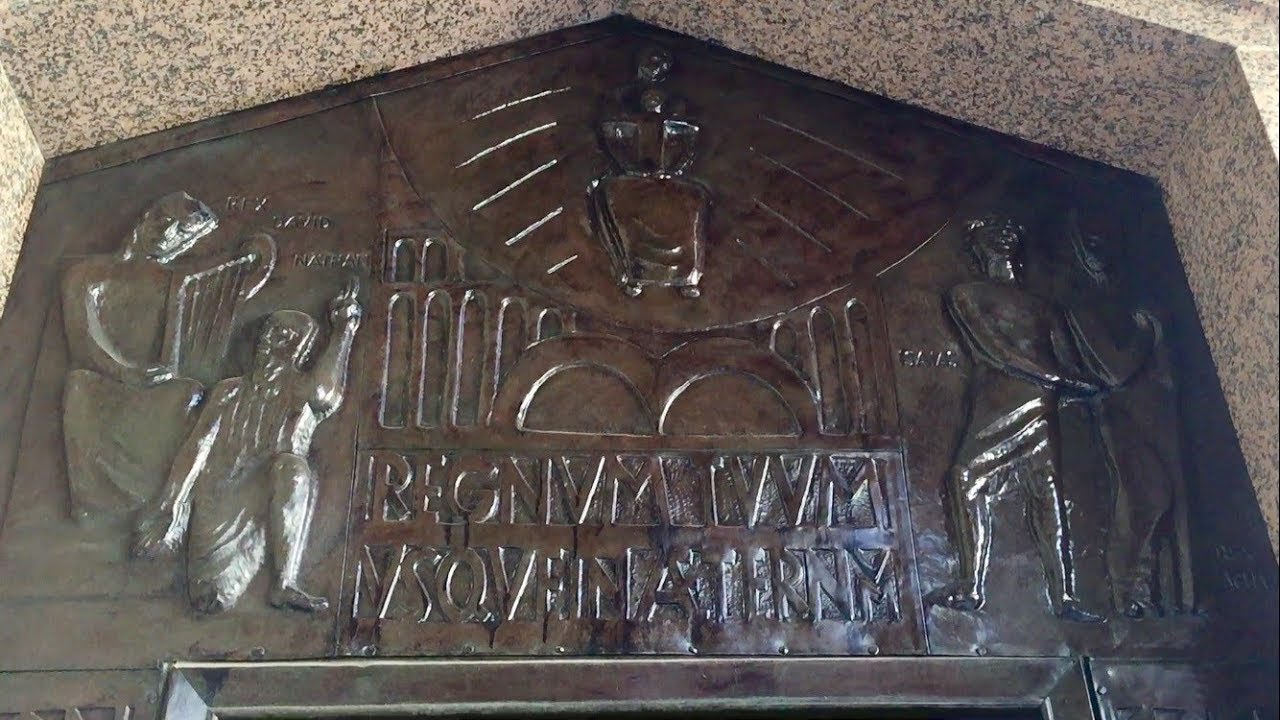 Los Portones de Bronce de la Basílica de Nazaret