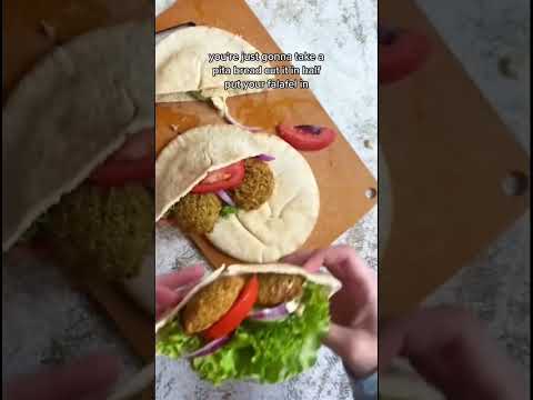Here is how to turn falafels into pitas. #falafel #pita #balancedmeals #easyrecipes #chickpeas