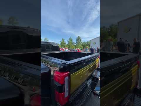 Vanilla Ices’ Ford F350 platinum edition custom truck June 28, 2025