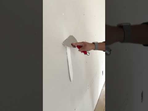 Breakin' in that fresh LEVEL5 Joint Knife 🤑 #drywall #level5tools #newtools