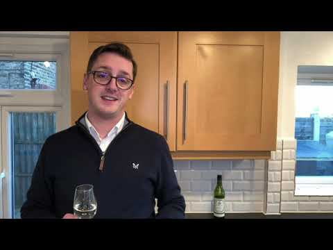 Last But One Drinks tries a drop of dry vermouth