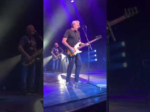 Hombres G-Chico tienes que cuidarte. Orlando FL USA Tour 2022.