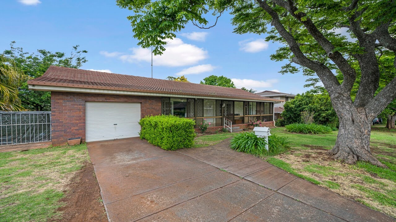 4 Clewley Crescent, RANGEVILLE QLD 4350 - House Sold - remaxsuccess.com.au
