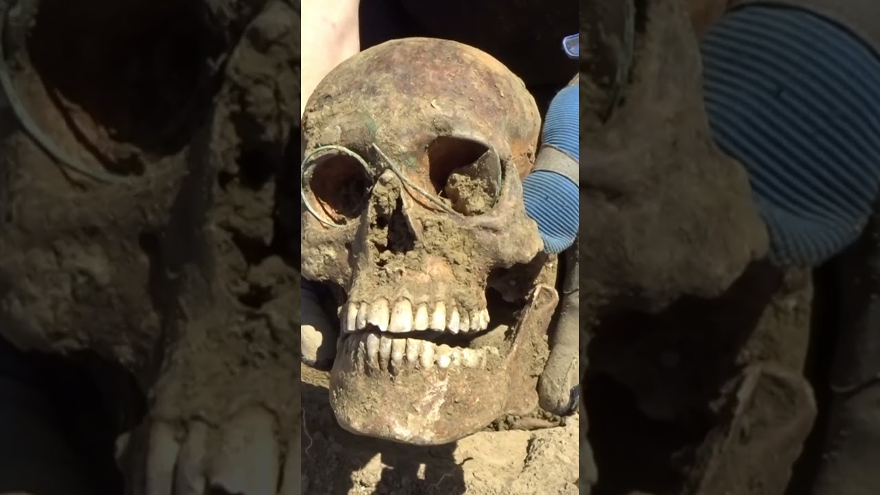 German soldier found still wearing glasses - WWII exhumations