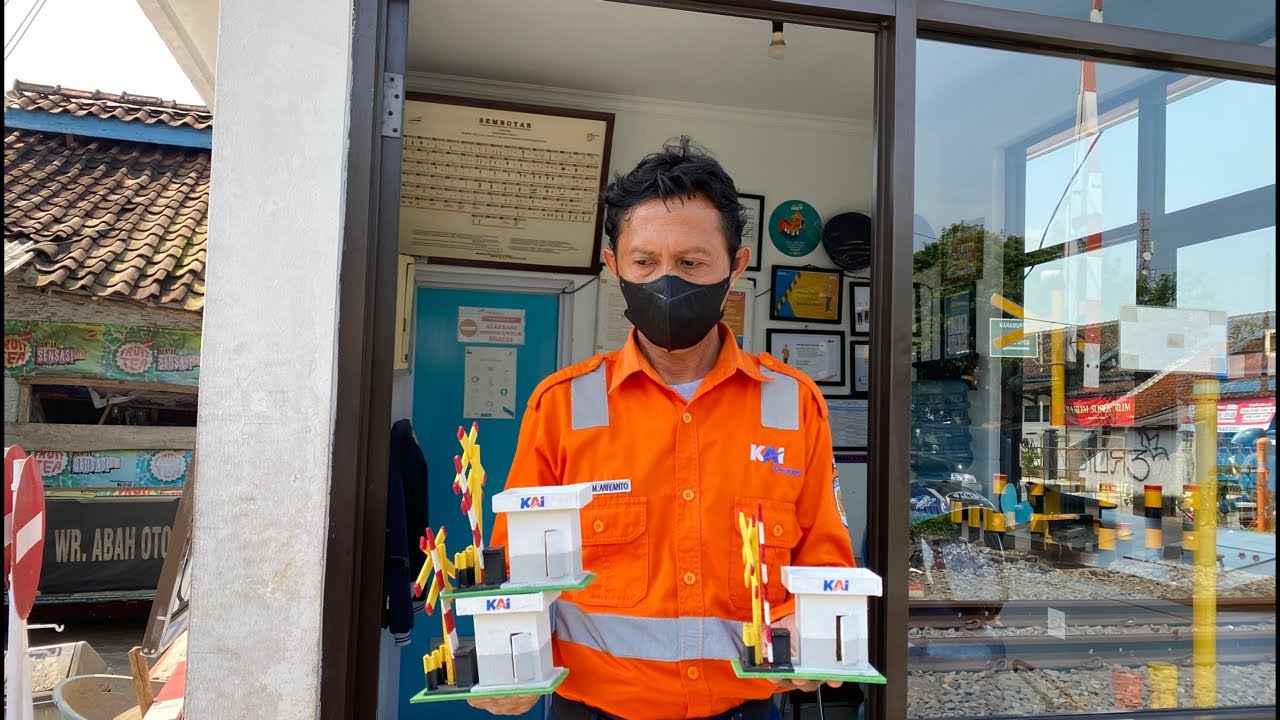 Jualan miniatur kereta api Indonesia paling murah se dunia