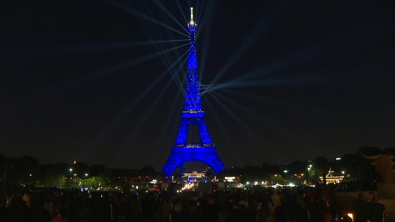 The Eiffel Tower marks its 130th birthday with a light show