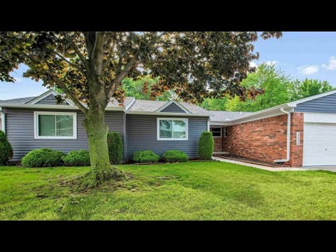 37970 Dor Sal, Sterling Heights, MI Presented by Rita Vermeersch.