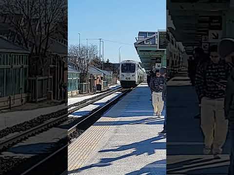 GO Train - Lakeshore East to Union Station
