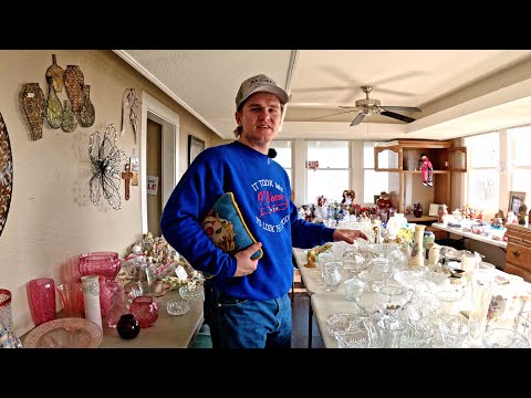 Estate Sale Amazing Porcelain Figurine Collection!