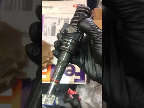 Look inside a 250k mile VW 1.9 PD Tdi #mechanic #technician #carrepair #volkswagen #vw #tdi #BEW