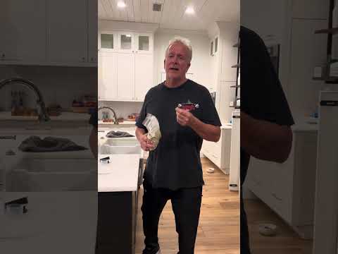 Dr Langes newest supplement development called Fortifeye Fit Meal.