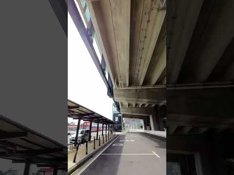 OMG ! Unusual Occurrences in the Crowded MRT Station Malaysia During Peak Hour