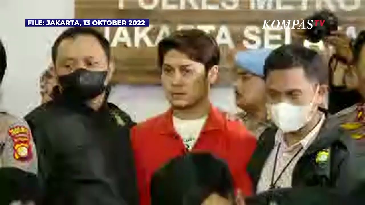 Penampakan Tersangka KDRT Rizky Billar Kenakan Baju Tahanan Oranye