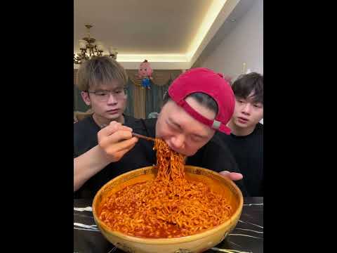 BEST SPICY NOODLES | MUKBANG ASMR EATING #mukbang #food #shorts #eating #asmreating #spicy