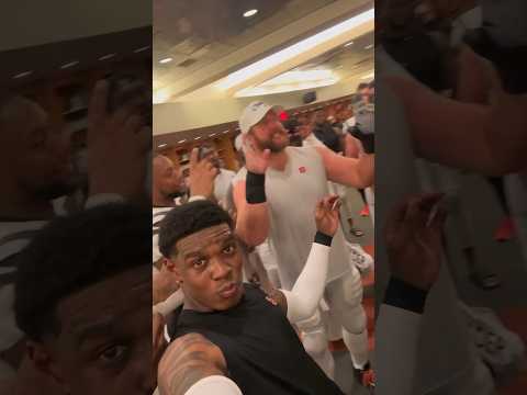 Okay but… THOSE DANCE MOVES?!