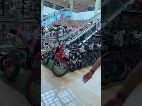Wholesale or retail market in Dubai , best dragonmart in Dubai ,china clothes and accessories market