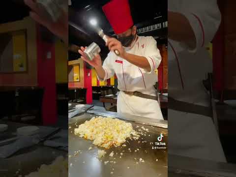 Happy 😃 Holidays Fried Rice 🍚 At Benihana