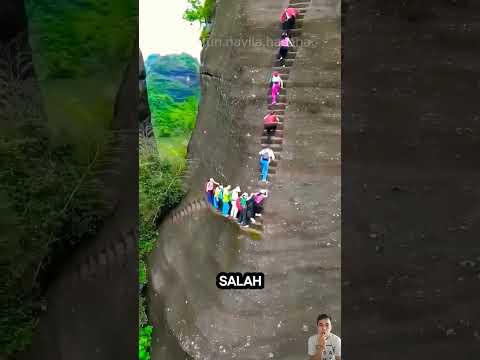 TANGGA TEBING DI TIONGKOK CHINA