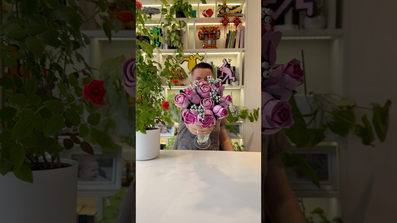 Pink roses, but it’s LEGO 😍 #10374 #rlfm #lego10374 #reviews #rose #roses #flowers #botanicals