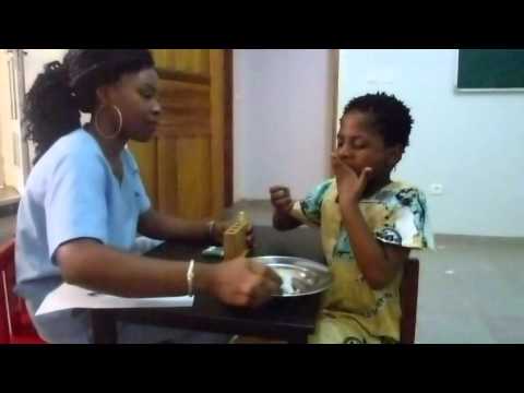 LA Prise en charge de JOHANA enfant Autiste AU CAMEROUN Mars 2015 #AUTISME #CAMEROUN