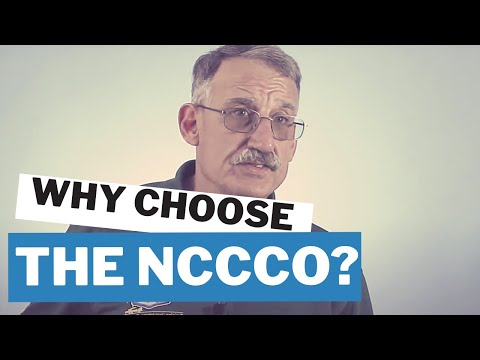 Why Choose the NCCCO for Crane Operator Certification?