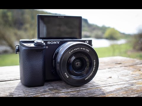 Sony A6400: Good vlogging camera (ILCE6400B)