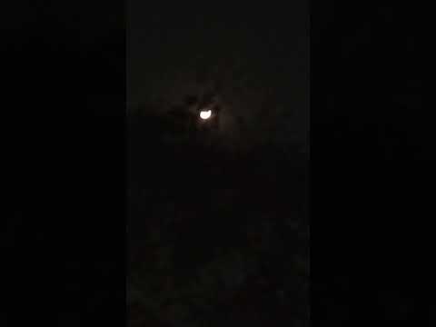 moon pronunciation in French language #shorts #shortsvideo #moon #sky #trending