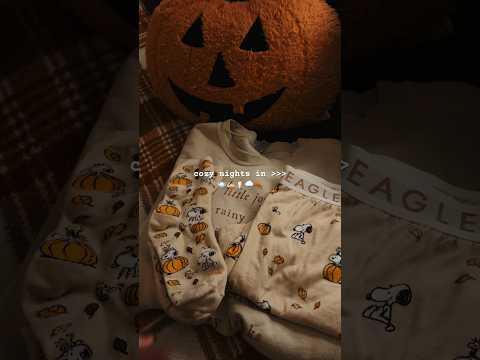 Rainy nights in with cozy hobbies pretending that it’s fall 🍂🕯️ #autumn #cozyhobby #fallaesthetic
