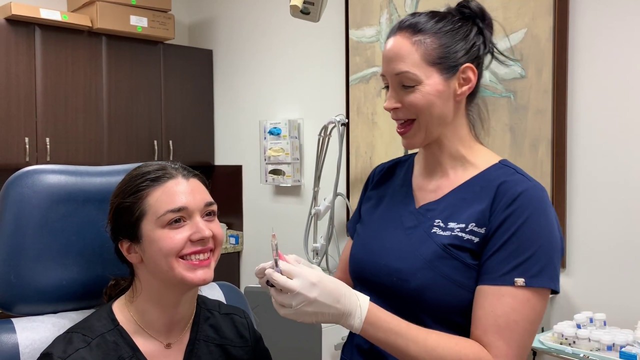 Lip Filler Before And After Thin Lips | Female Plastic Surgeon | Restylane Lip Filler