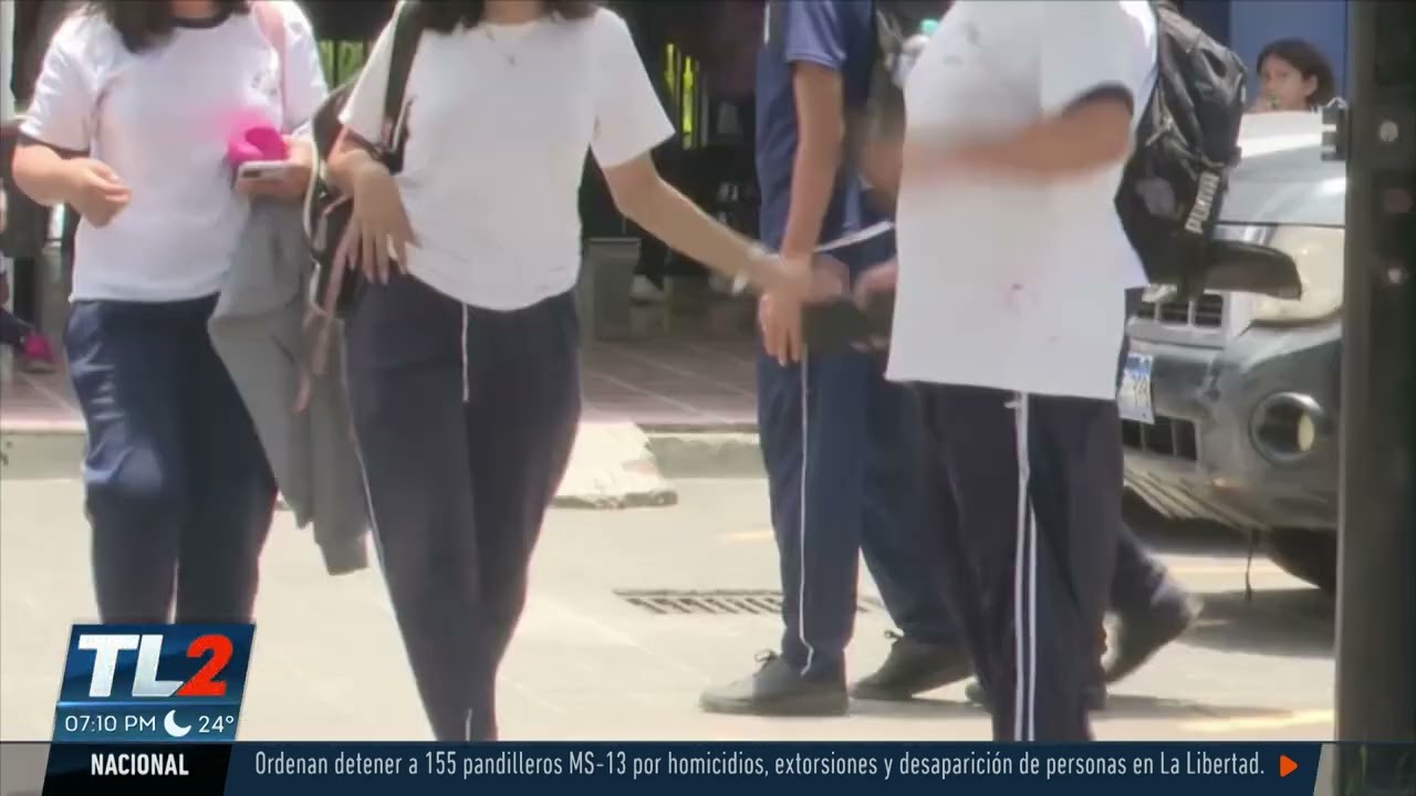 SEGUNDA ENTREGA DE UNIFORMES