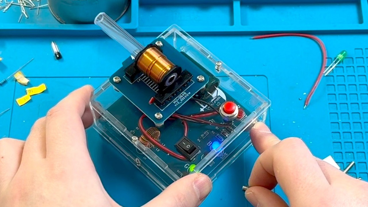 Electromagnetic Turret Defence Desktop Toy - DIY Soldering Kit - with Slow-mo Demonstration