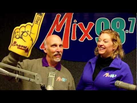 Mix 98.7 | The Station You Listen To While You Work